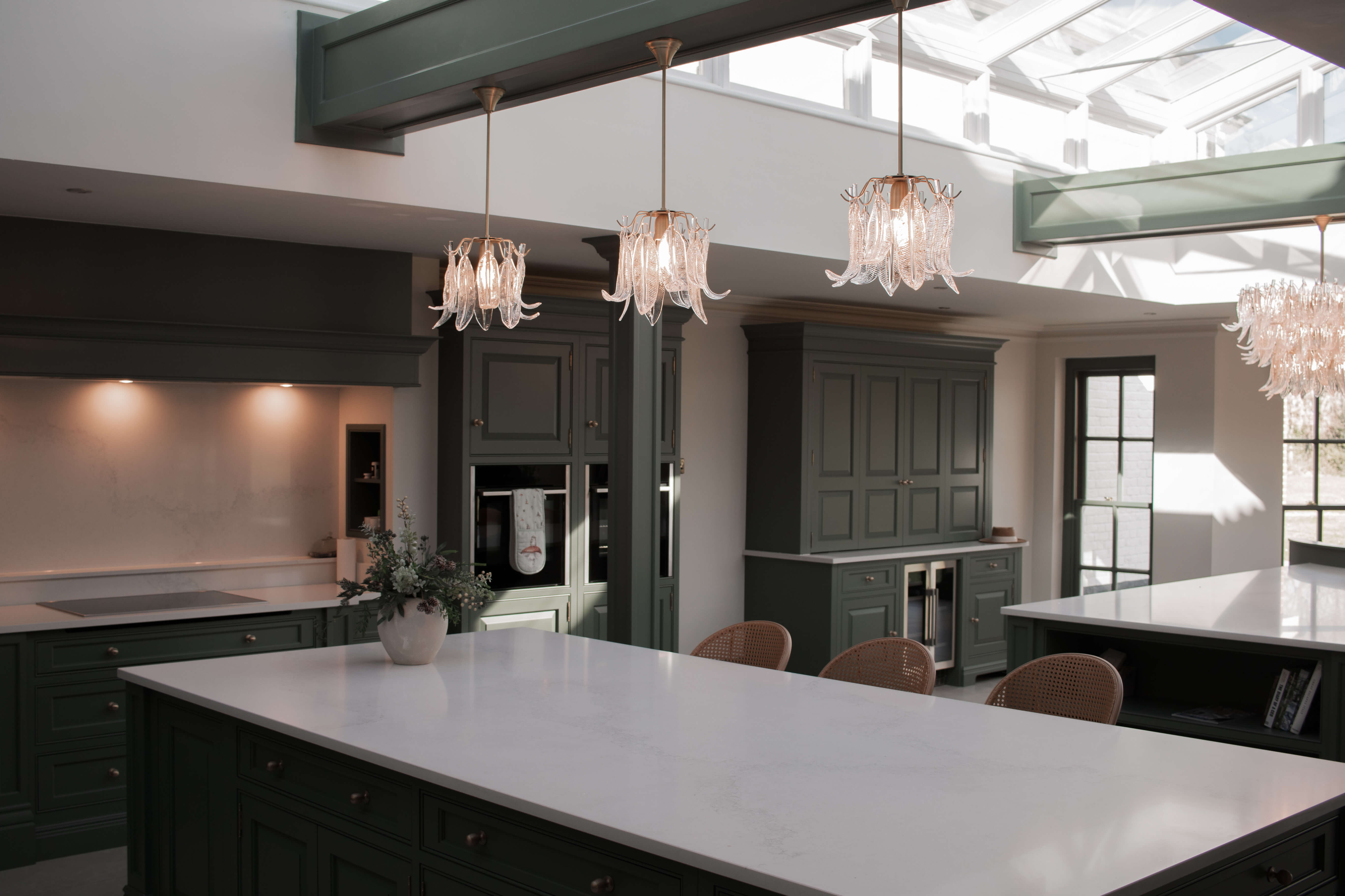 How to Choose Lighting for Your Kitchen Island